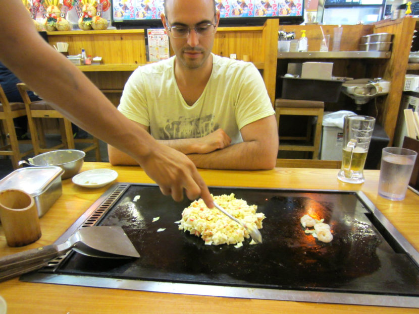 What to eat in Osaka: 6 must try food (plus fun facts about Japan ...